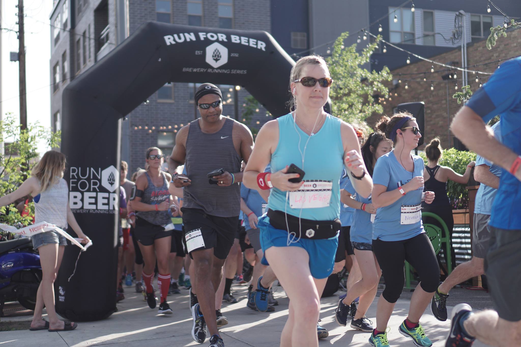 =國外報導= “Run for Beer” 跑吧！超受歡迎的啤酒路跑大賽 - ABV-啤酒餐廳領導品牌